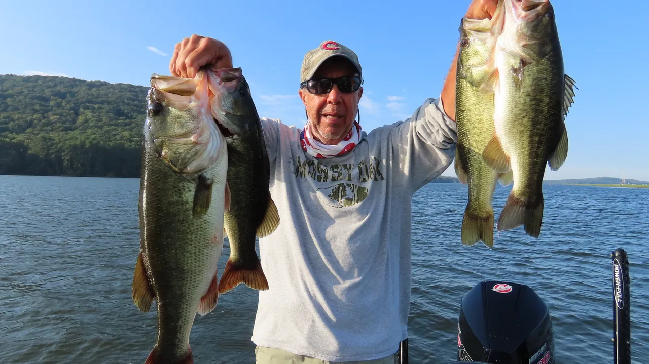 Current is Key - Fish Lake Guntersville Guide Service