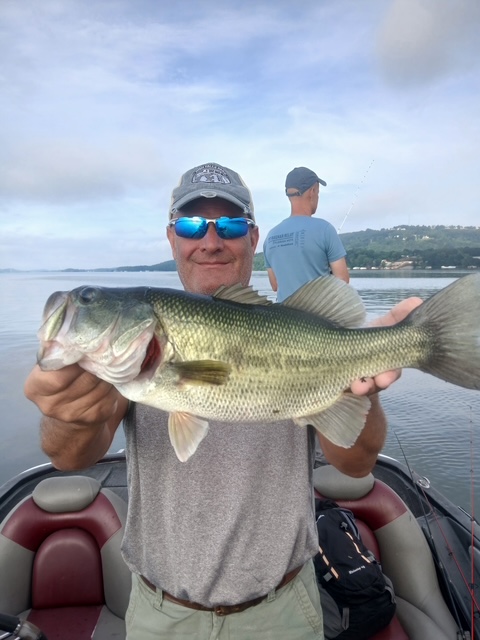 Fishing Deep can be Tough - Fish Lake Guntersville Guide Service